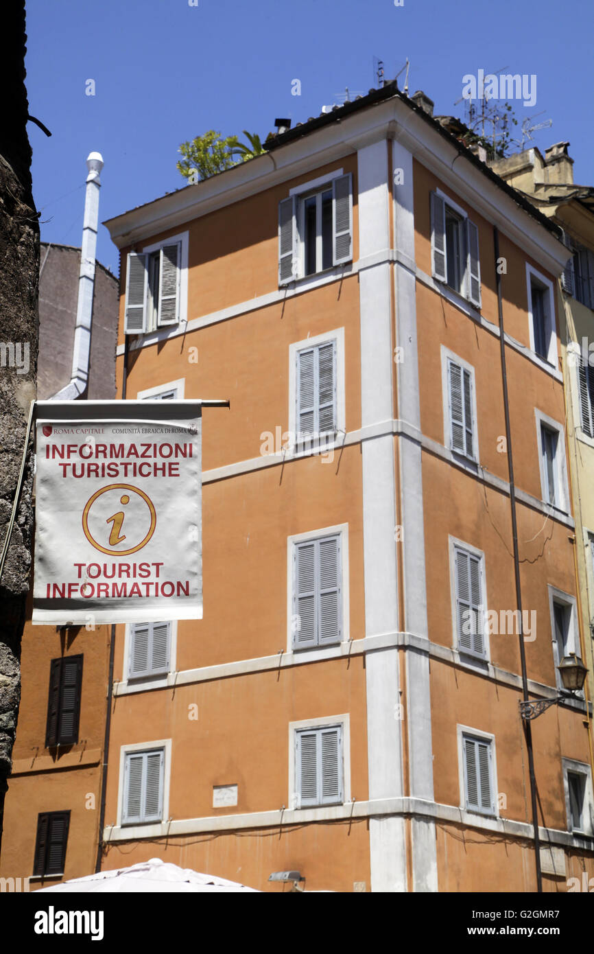 Touristische Hinweisschilder in der Innenstadt von Rom, Italien ...