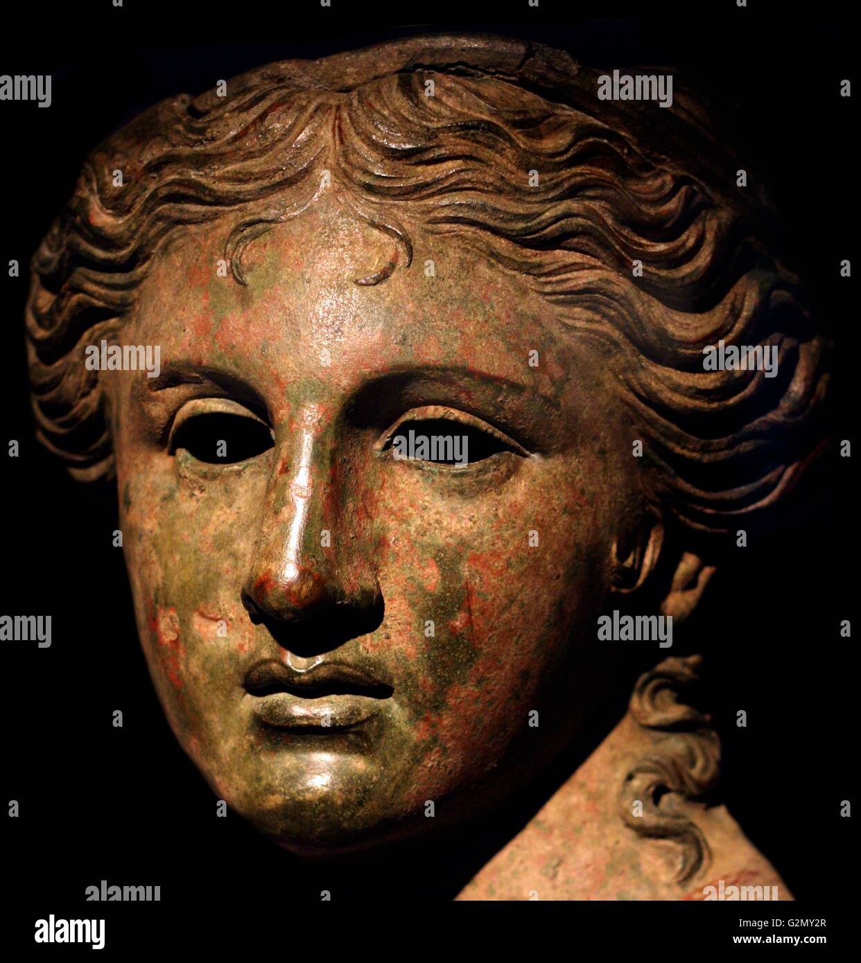 Kopf von einem Bronze cult Statue des Anahita, einer lokalen Göttin ...