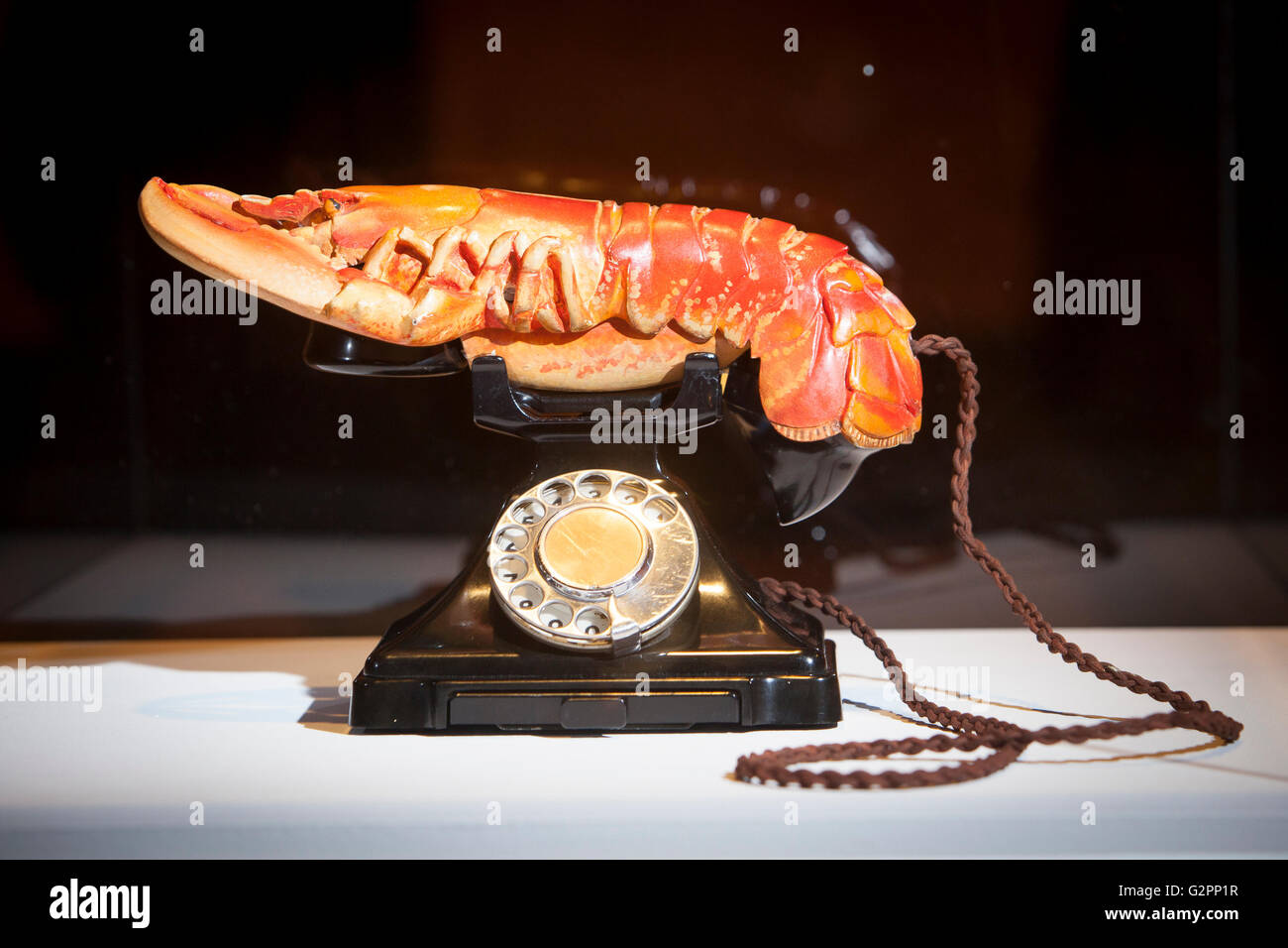 Hummertelefon von salvador dali -Fotos und -Bildmaterial in hoher ...