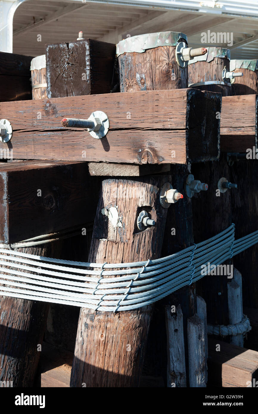 Seil am pfosten -Fotos und -Bildmaterial in hoher Auflösung – Alamy
