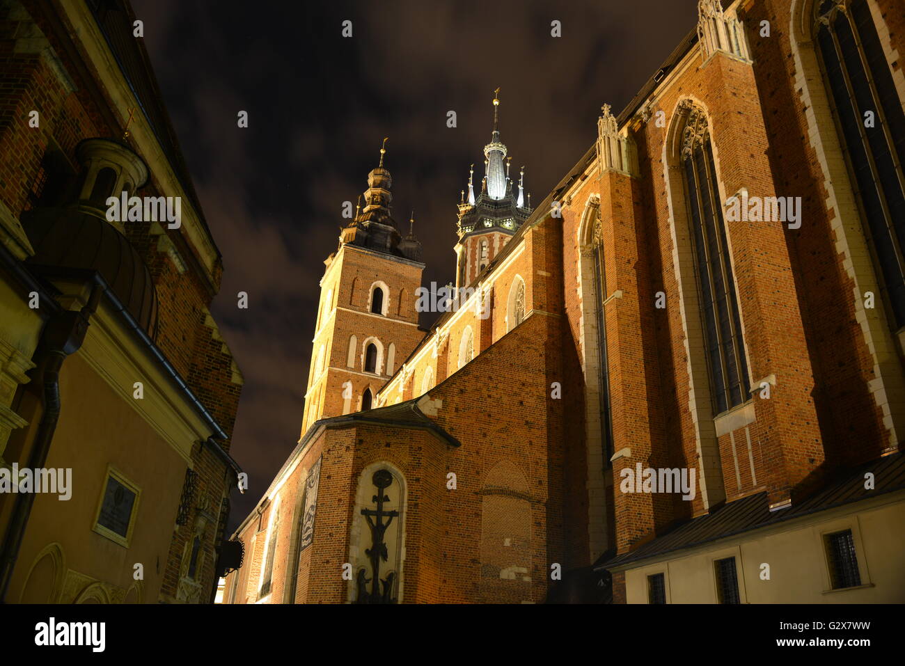 Krakow nacht -Fotos und -Bildmaterial in hoher Auflösung – Alamy