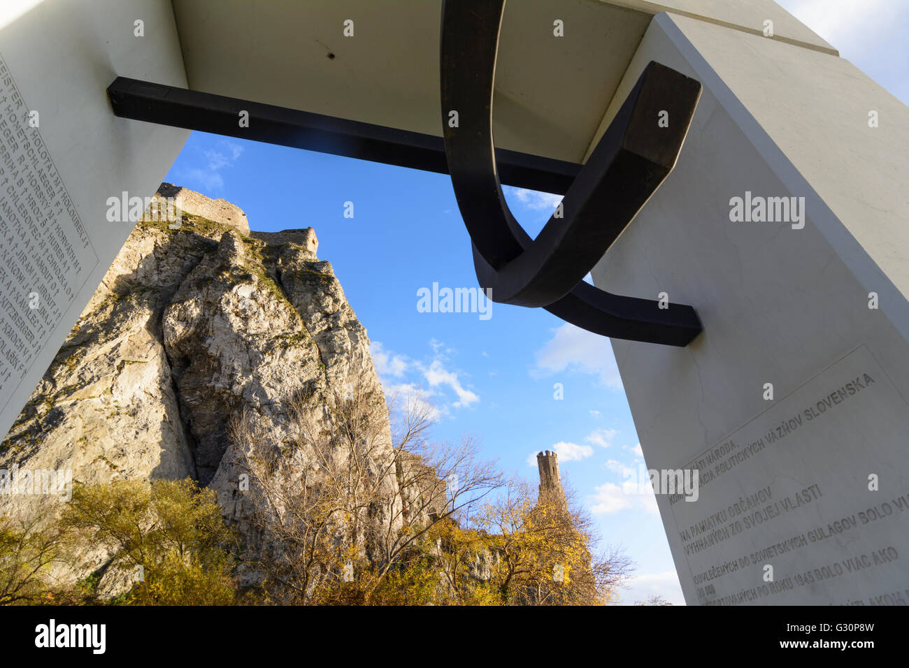 Burg devin theben -Fotos und -Bildmaterial in hoher Auflösung – Alamy