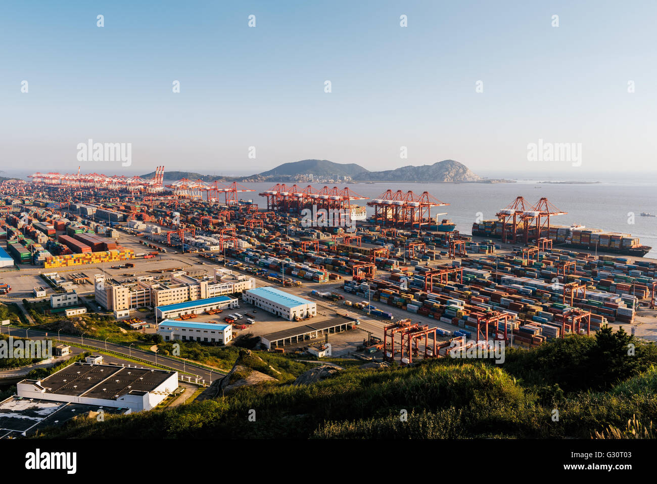 Shanghai hafen -Fotos und -Bildmaterial in hoher Auflösung – Alamy
