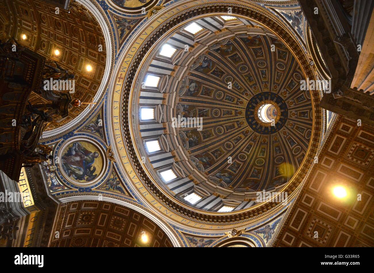 St peters basilica kuppel -Fotos und -Bildmaterial in hoher Auflösung ...