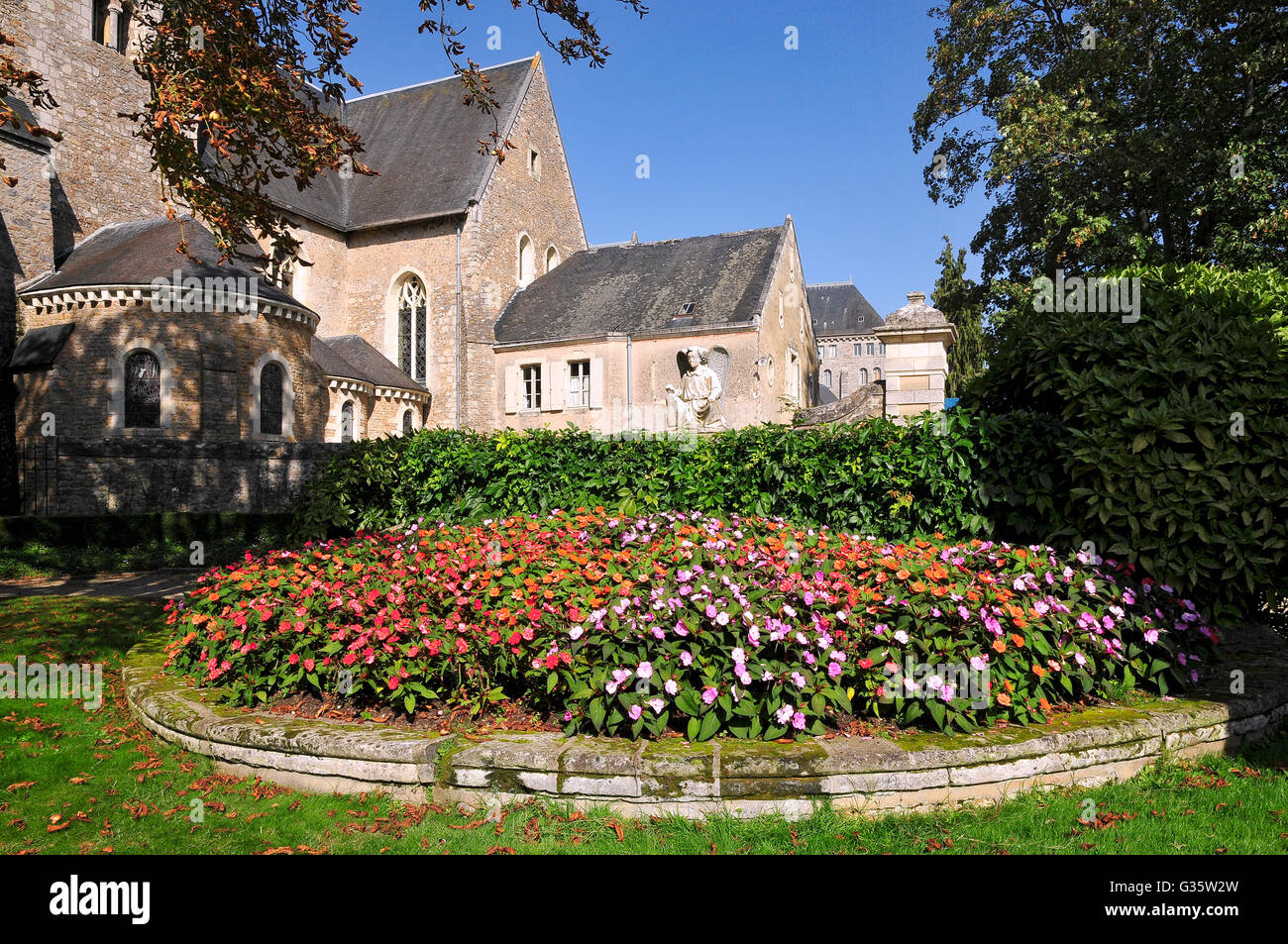 Solesmes abbey -Fotos und -Bildmaterial in hoher Auflösung – Alamy