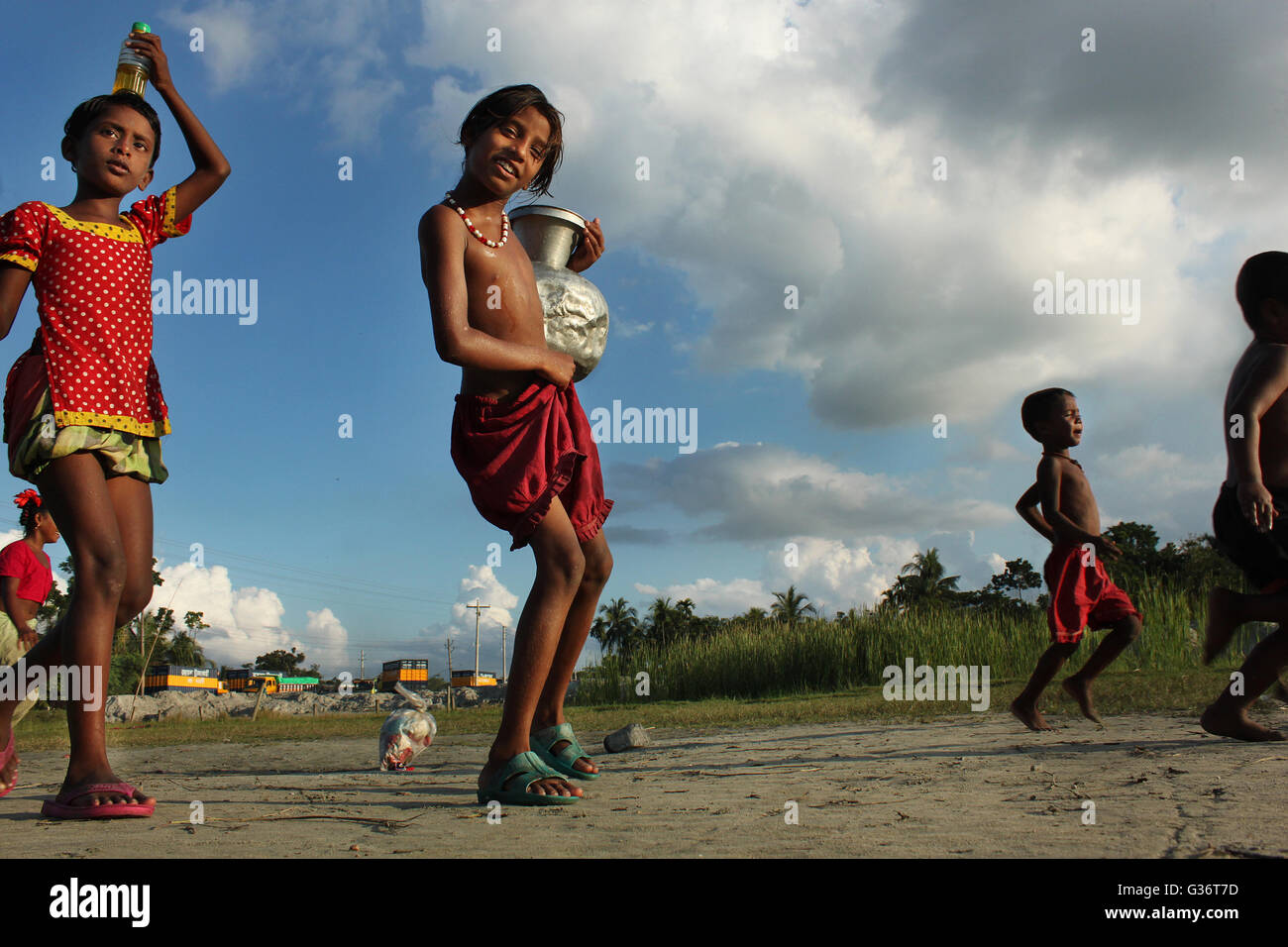 Gypsy Children Stockfotos und -bilder Kaufen - Alamy