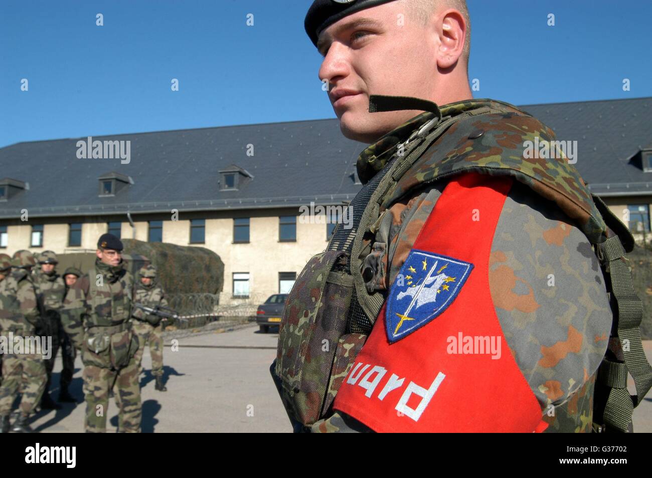 German bundeswehr army military police -Fotos und -Bildmaterial in ...