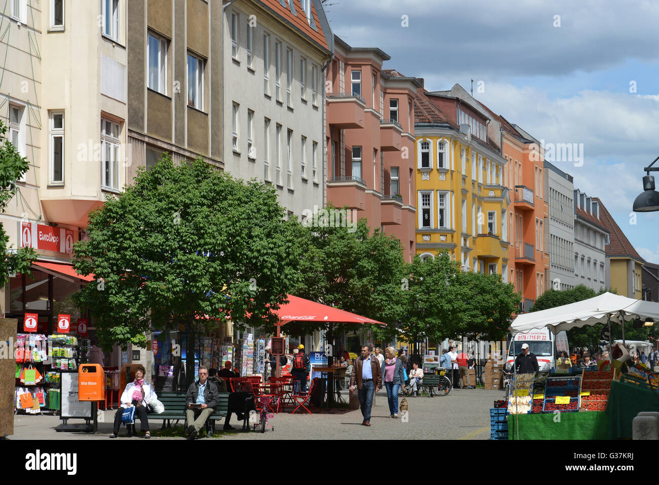 Fussgaengerzone, Carl-Schurz-Straße, Altstadt, Spandau, Berlin ...