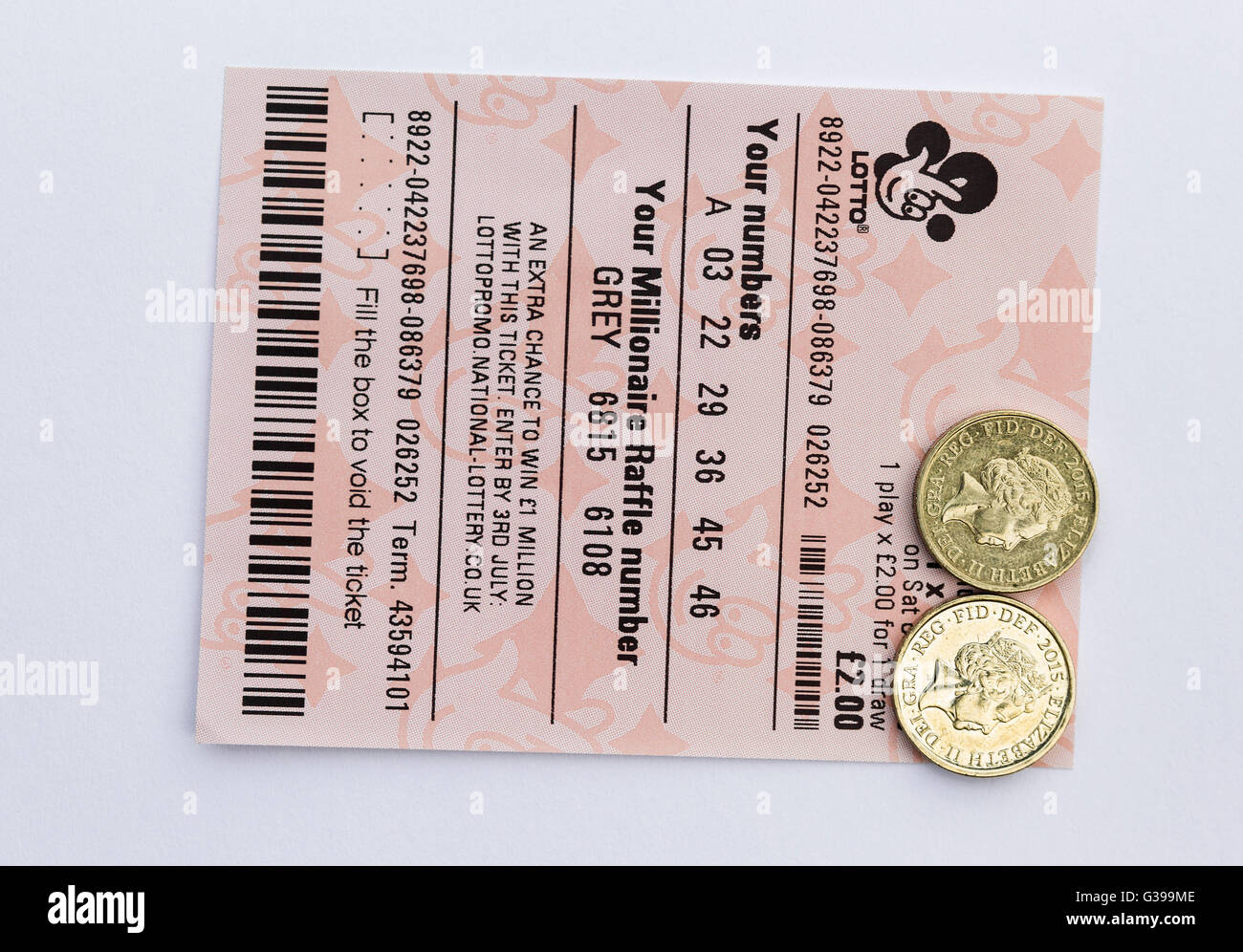 Lottery Ticket Lotto Uk Stockfotos & Lottery Ticket Lotto Uk Bilder - Alamy