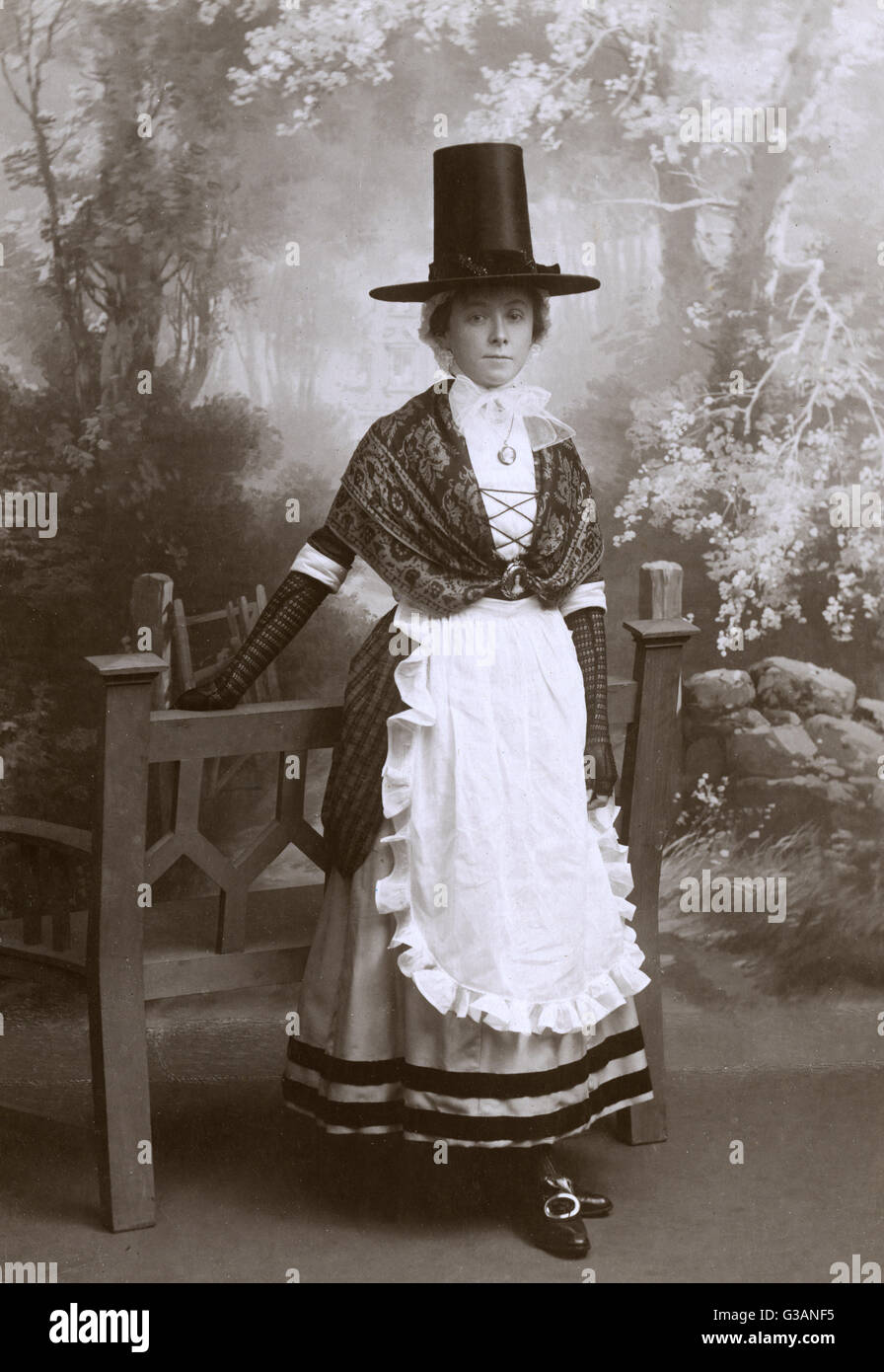 Traditional welsh dress -Fotos und -Bildmaterial in hoher Auflösung – Alamy