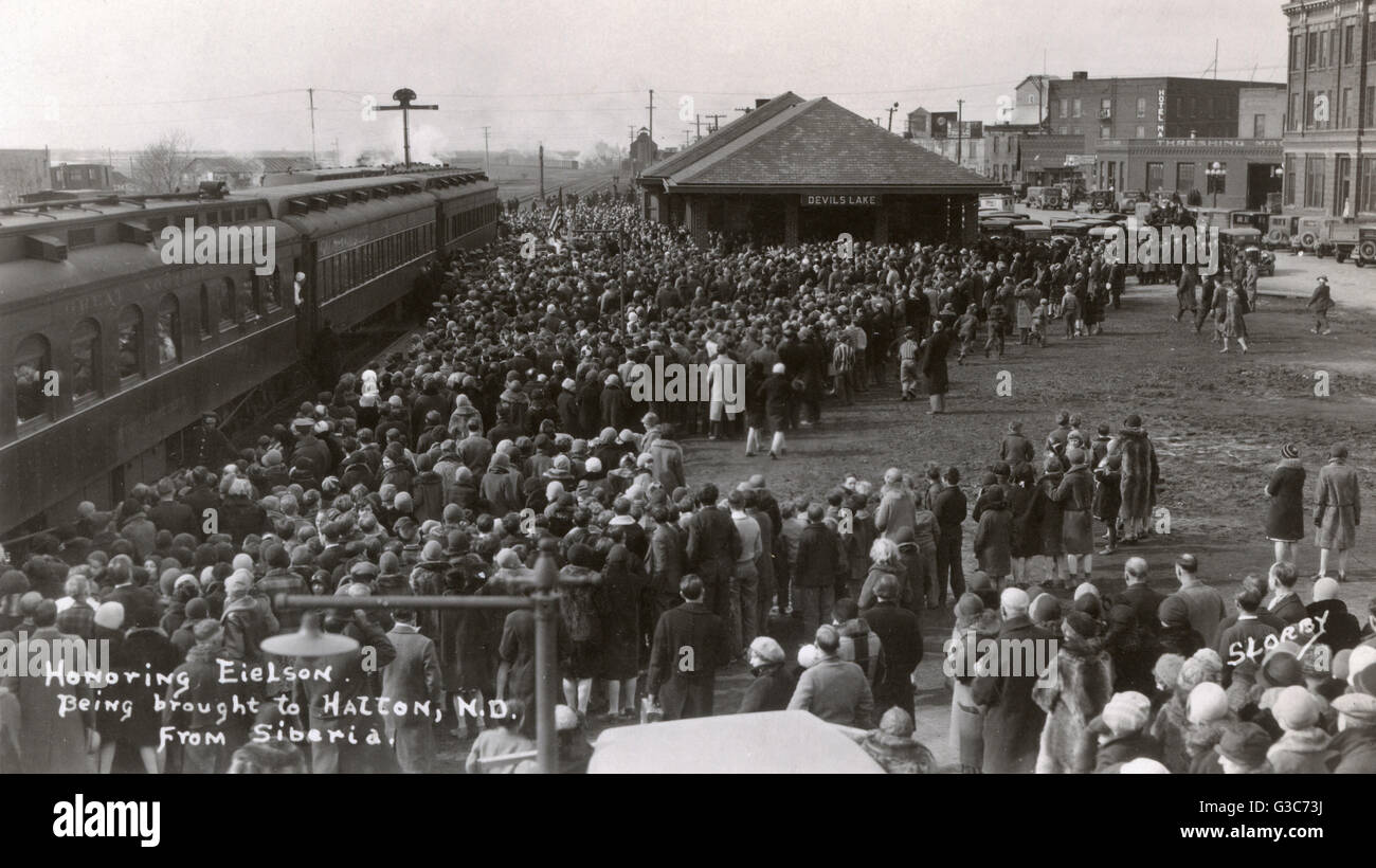 Carl ben eielson -Fotos und -Bildmaterial in hoher Auflösung – Alamy