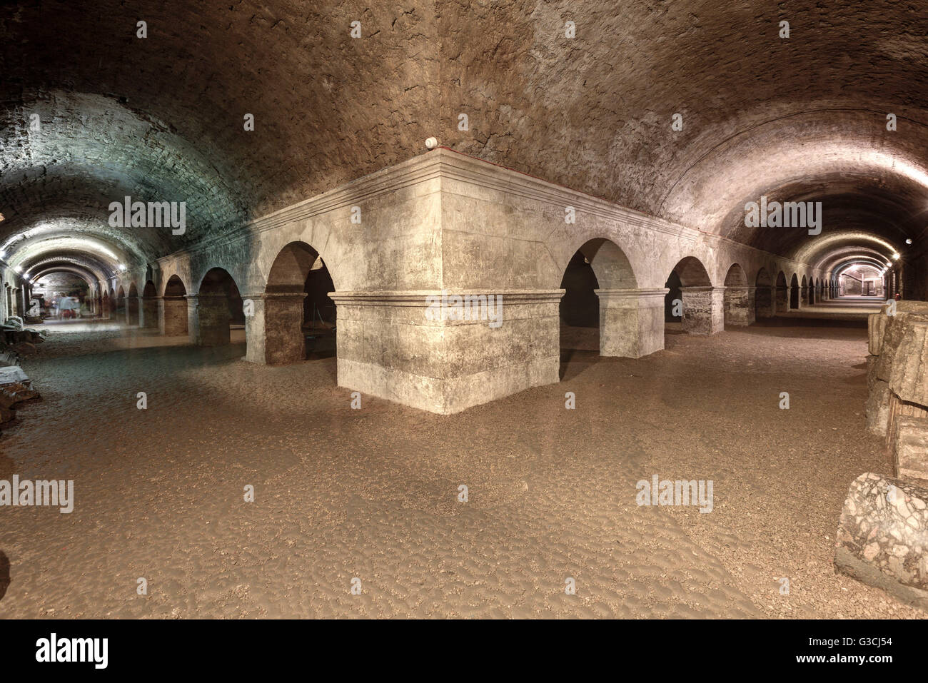 The cryptoporticus -Fotos und -Bildmaterial in hoher Auflösung – Alamy