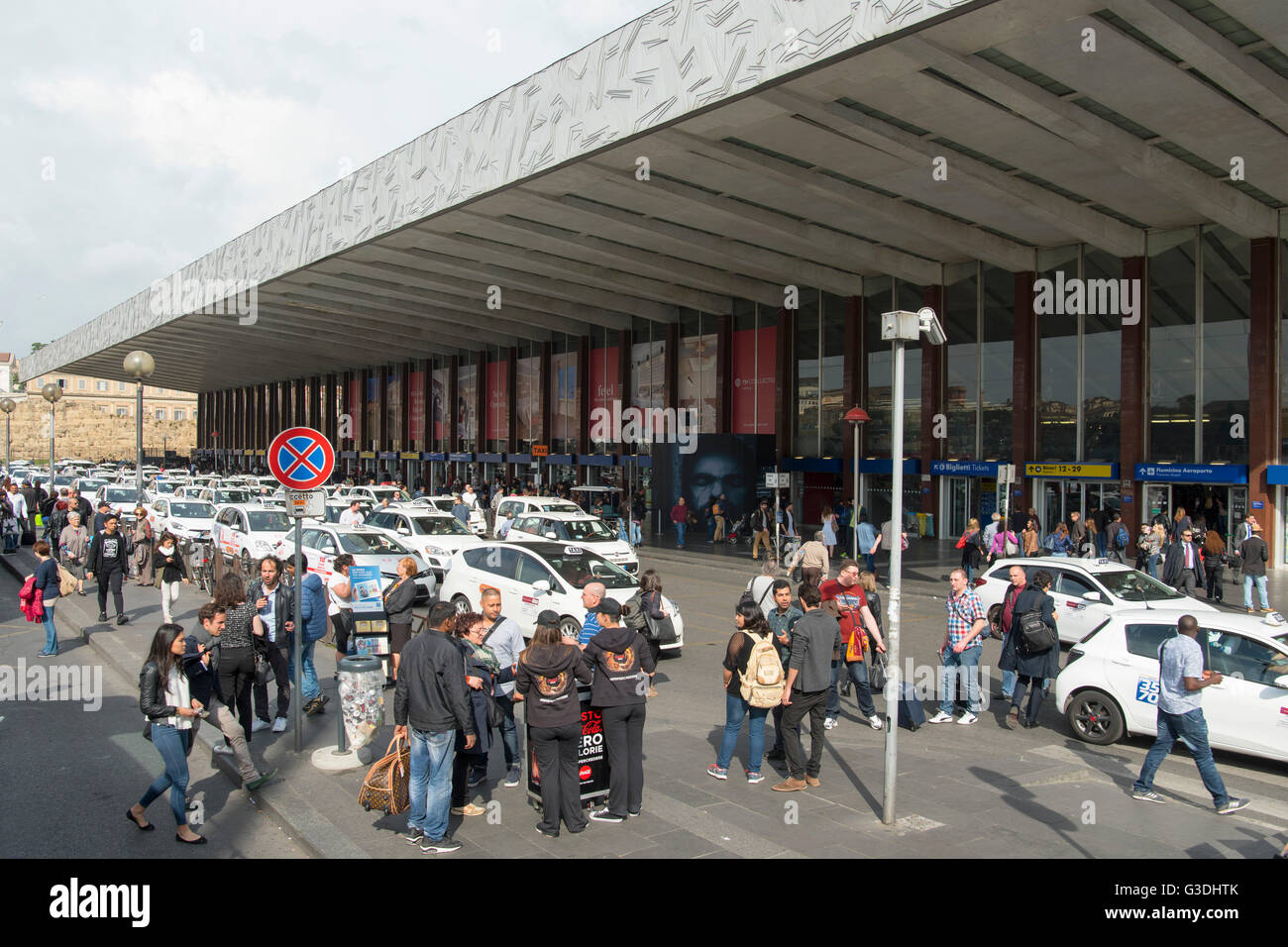 Roma termini station -Fotos und -Bildmaterial in hoher Auflösung – Alamy