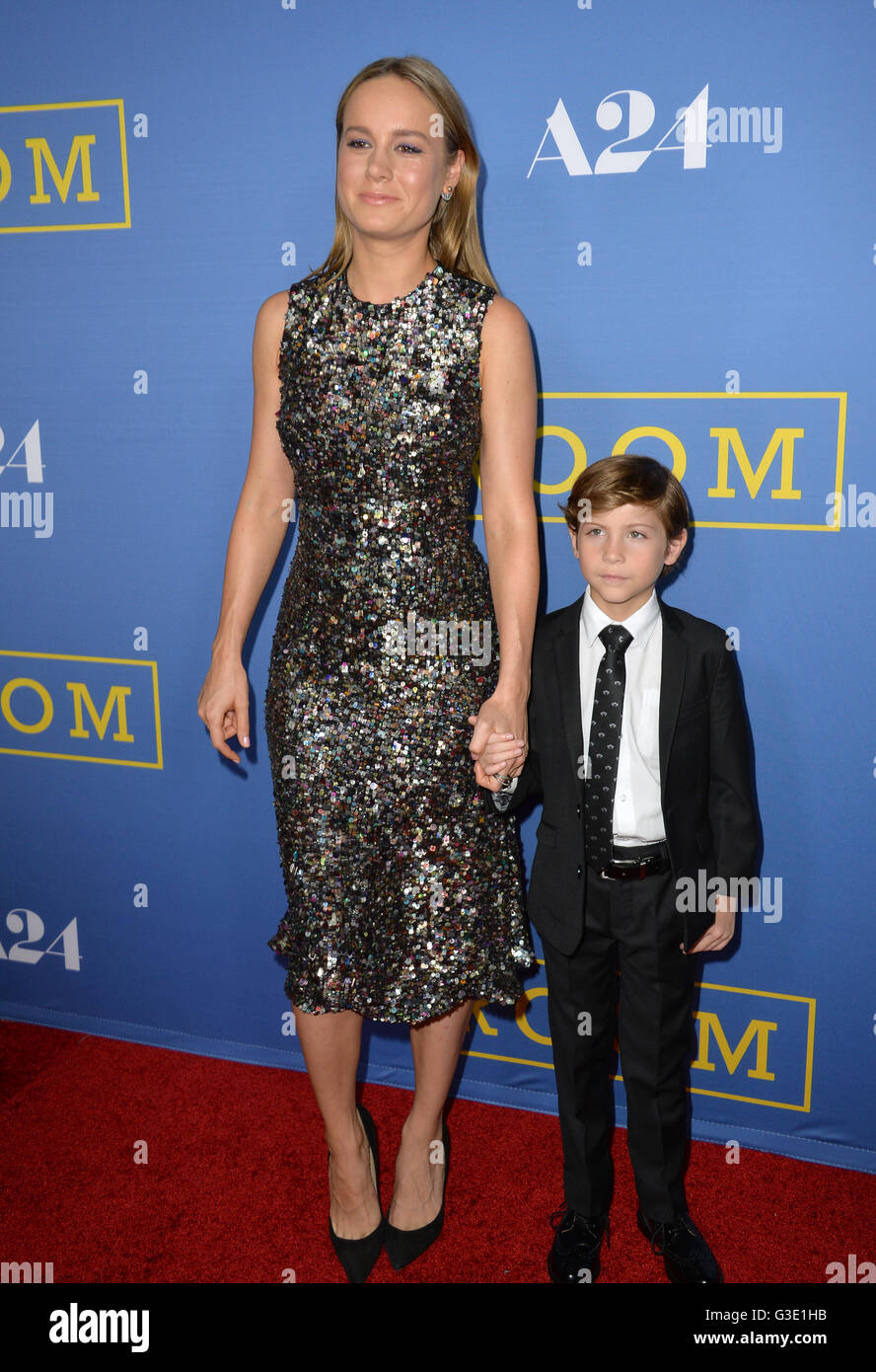 LOS ANGELES, CA - 13. Oktober 2015: Schauspieler Brie Larson & Jacob ...