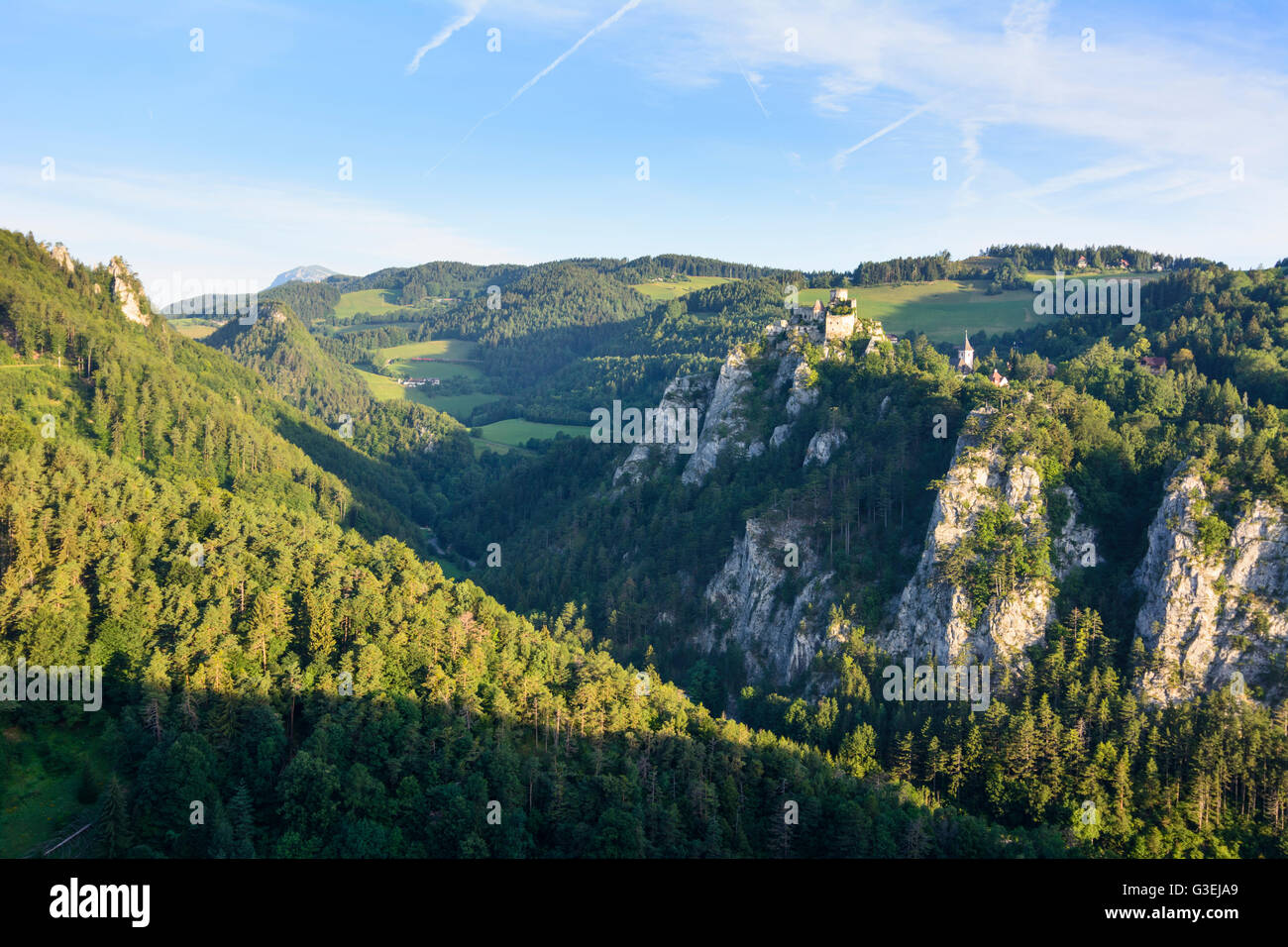 Semmeringbahn klamm austria -Fotos und -Bildmaterial in hoher Auflösung ...