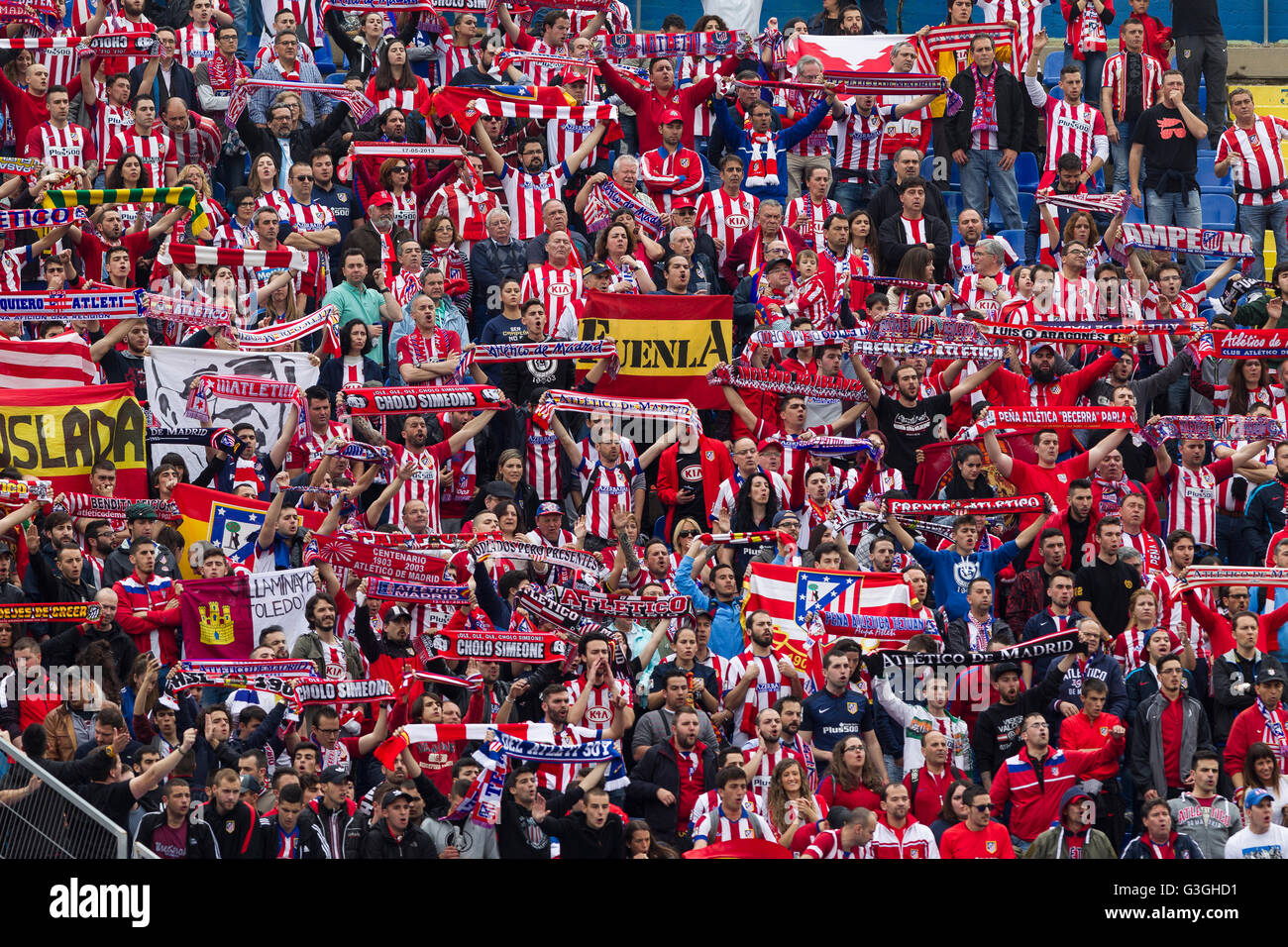 Liga profesional de futbol -Fotos und -Bildmaterial in hoher Auflösung ...