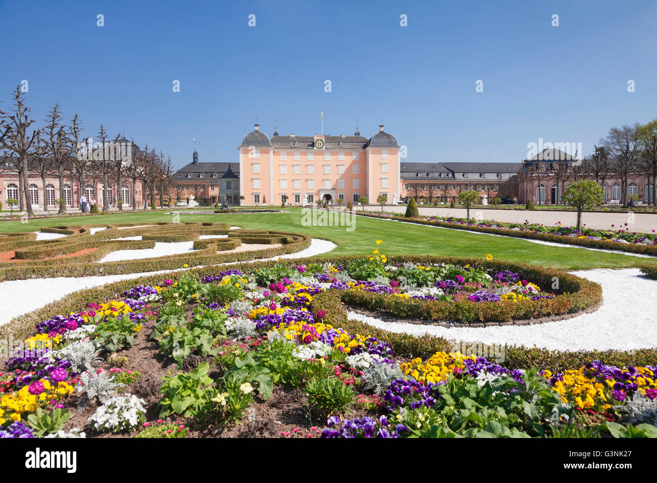 Schwetzinger Schloss in Schwetzingen, Baden-Württemberg, Deutschland ...
