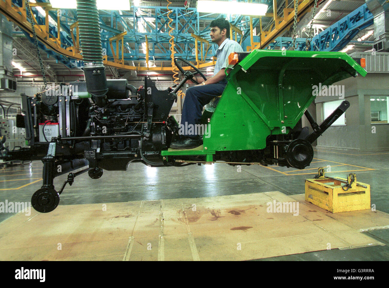 Indien, Pune, Joint Venture der amerikanischen Firma John Deere und L&T ...