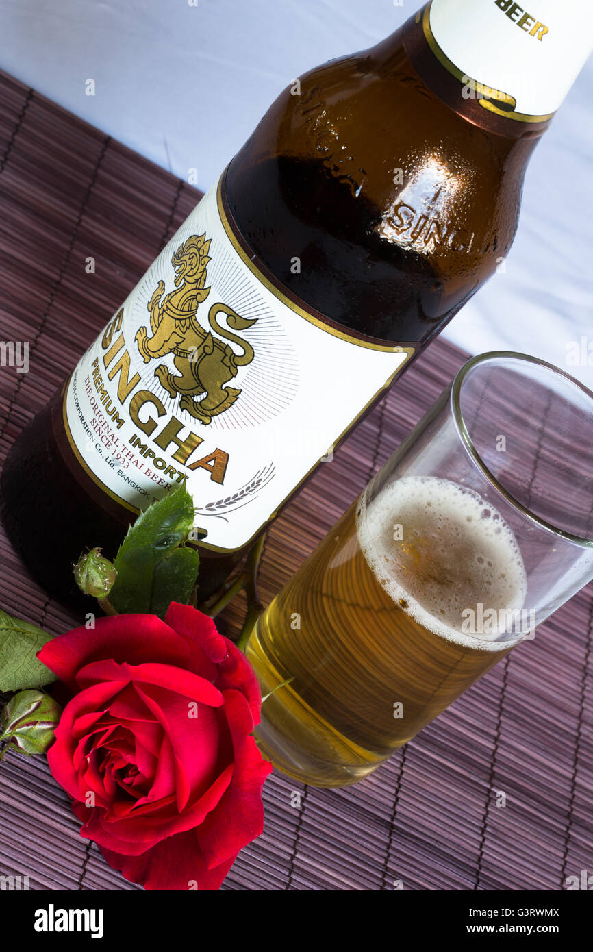 Singha bierflasche -Fotos und -Bildmaterial in hoher Auflösung – Alamy