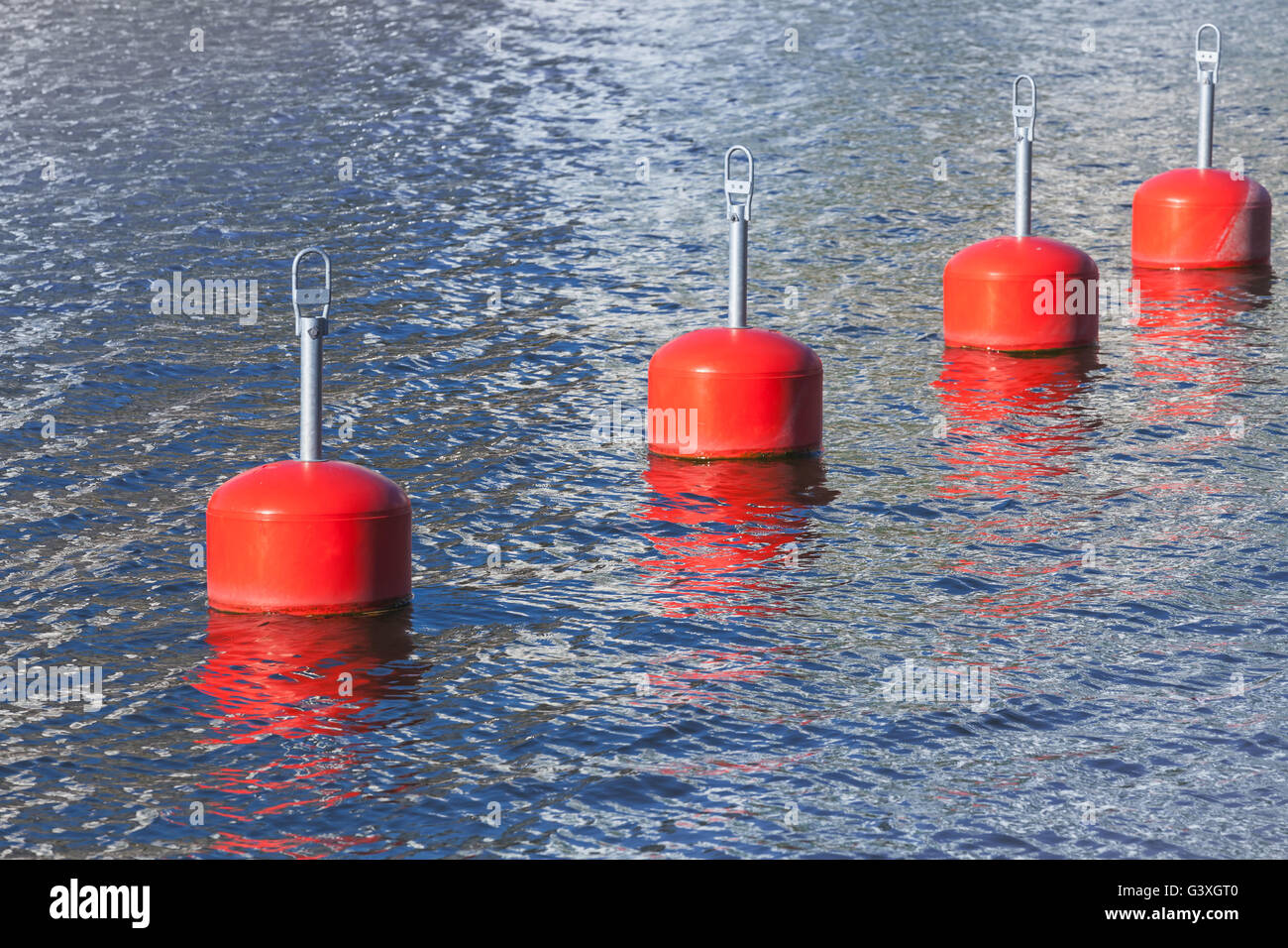 Festmacher bojen -Fotos und -Bildmaterial in hoher Auflösung – Alamy