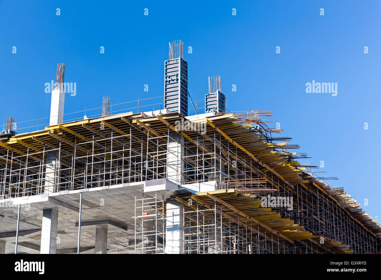 Asphalt oder betonentwicklung -Fotos und -Bildmaterial in hoher ...