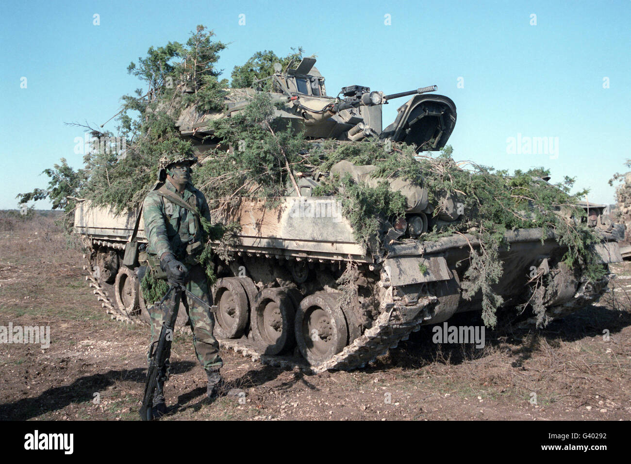 Bradley kampffahrzeug -Fotos und -Bildmaterial in hoher Auflösung – Alamy