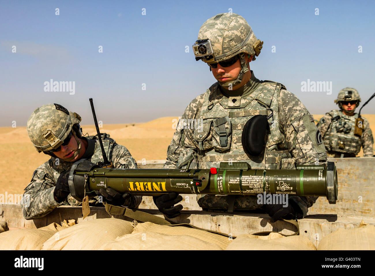 US-Armee Nationalgardisten führen einen scharfer Munition der AT-4 Anti ...