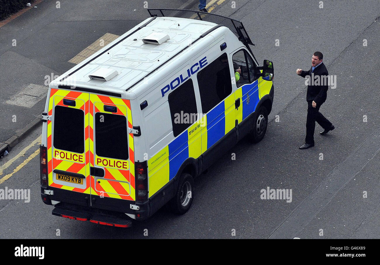 Ein enger Freund von Kevin Reape (Freund von Sian O'Callaghan), Dean ...