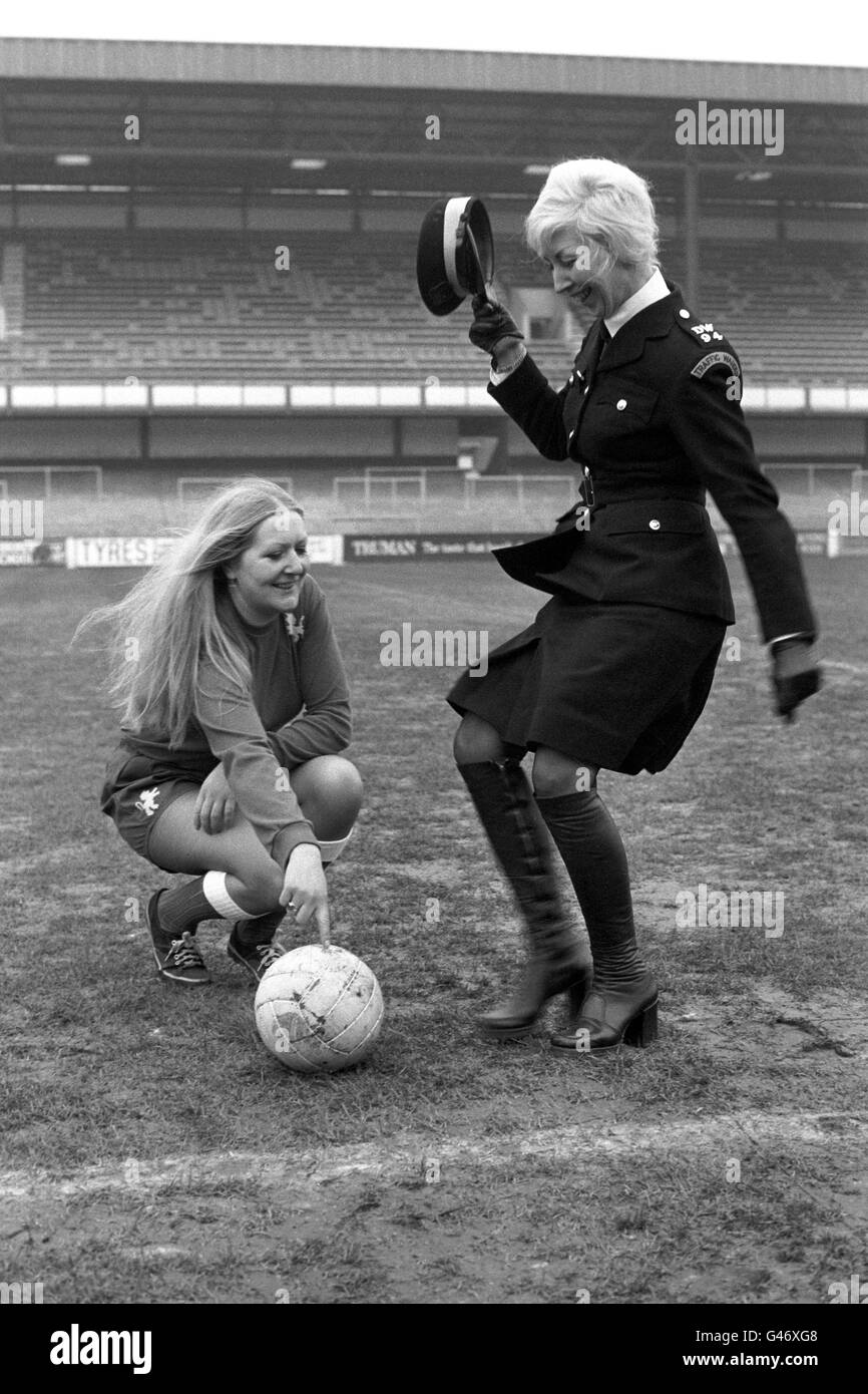 Juni knott -Fotos und -Bildmaterial in hoher Auflösung – Alamy