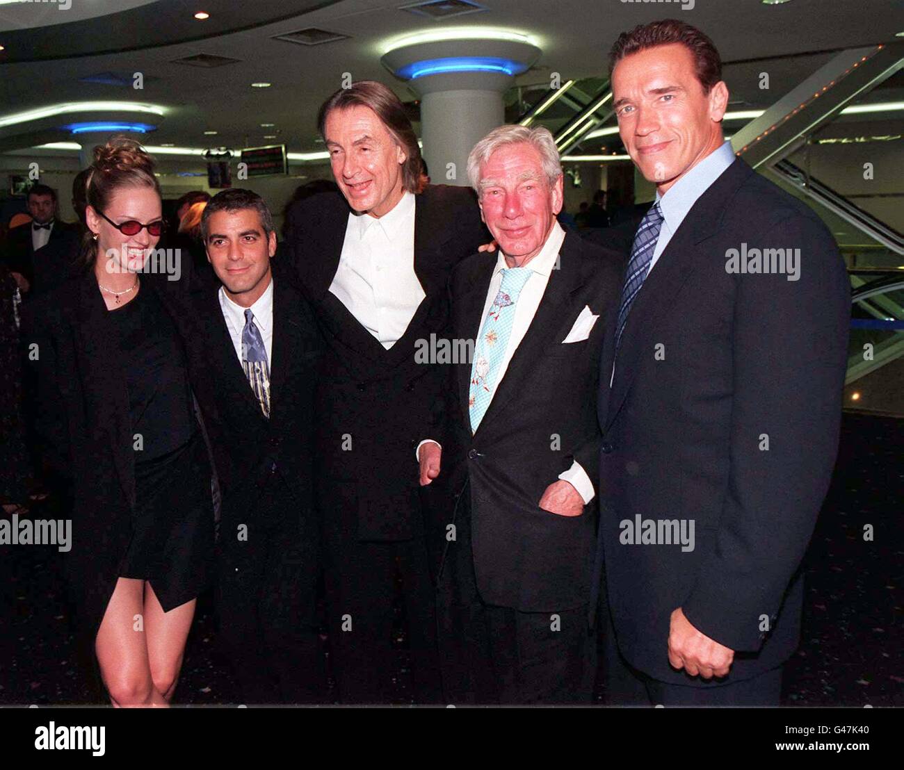 Batman robin arnold schwarzenegger -Fotos und -Bildmaterial in hoher ...