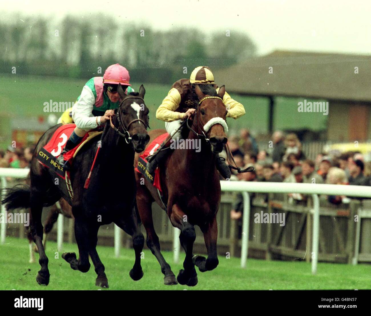 Olivier peslier nach links -Fotos und -Bildmaterial in hoher Auflösung ...