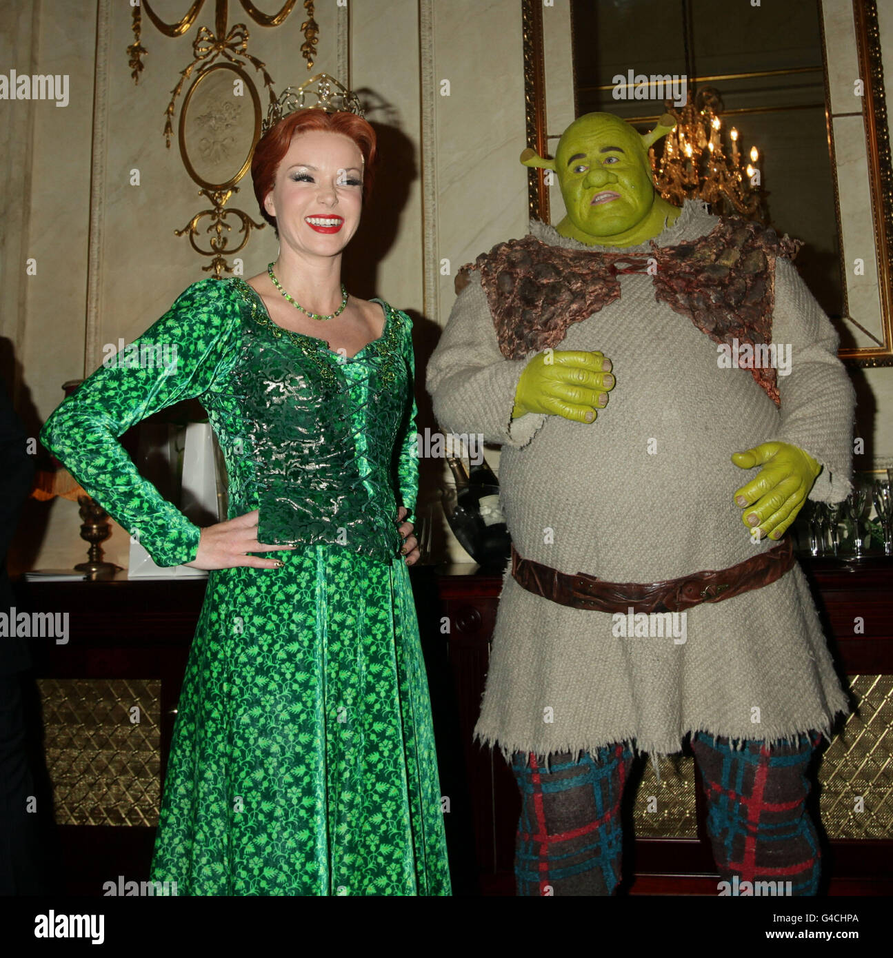 Princess fiona shrek -Fotos und -Bildmaterial in hoher Auflösung – Alamy