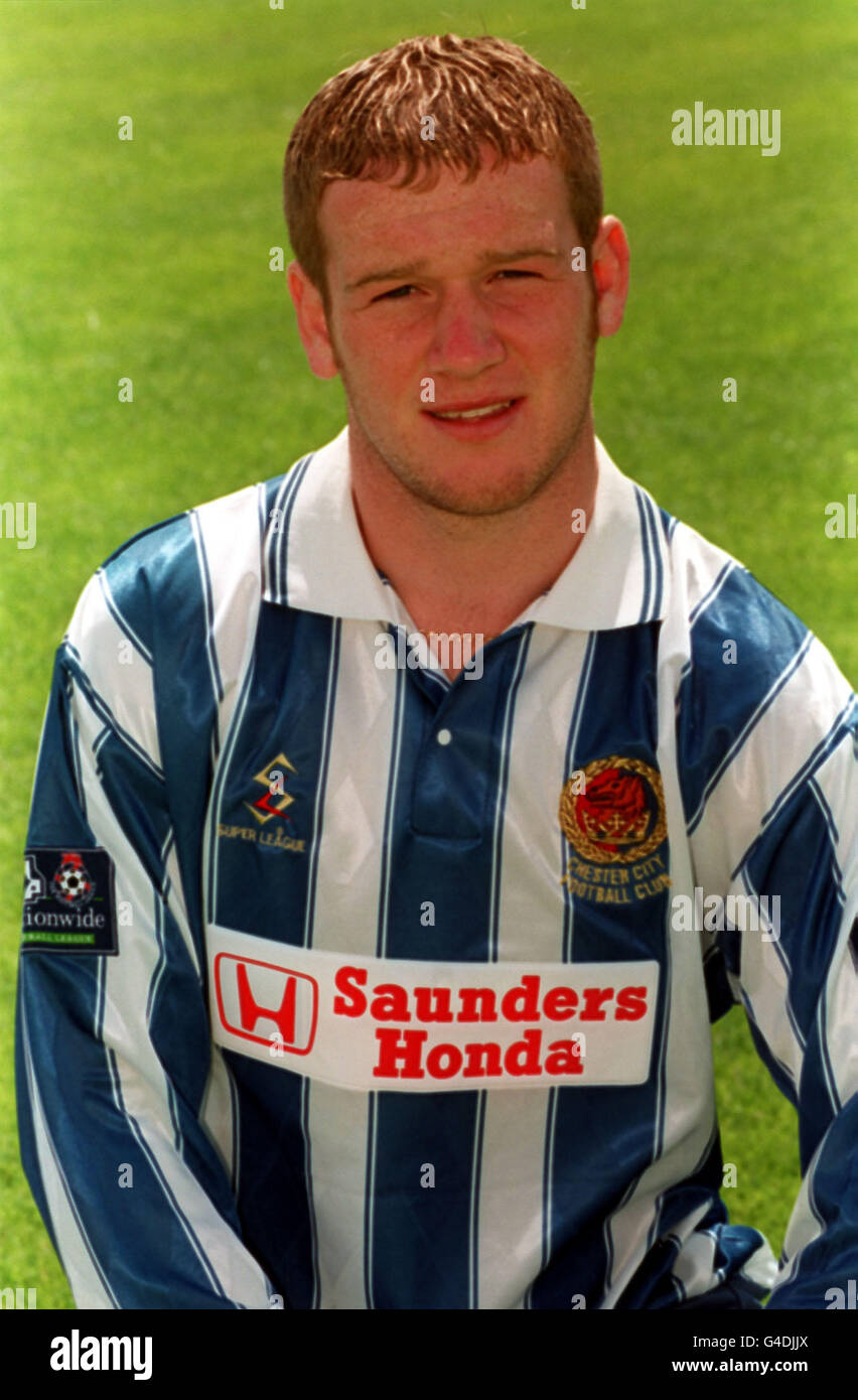 CHESTER CITY FOOTBALL CLUB. SCOTT THOMPSON VOM CHESTER CITY FOOTBALL ...
