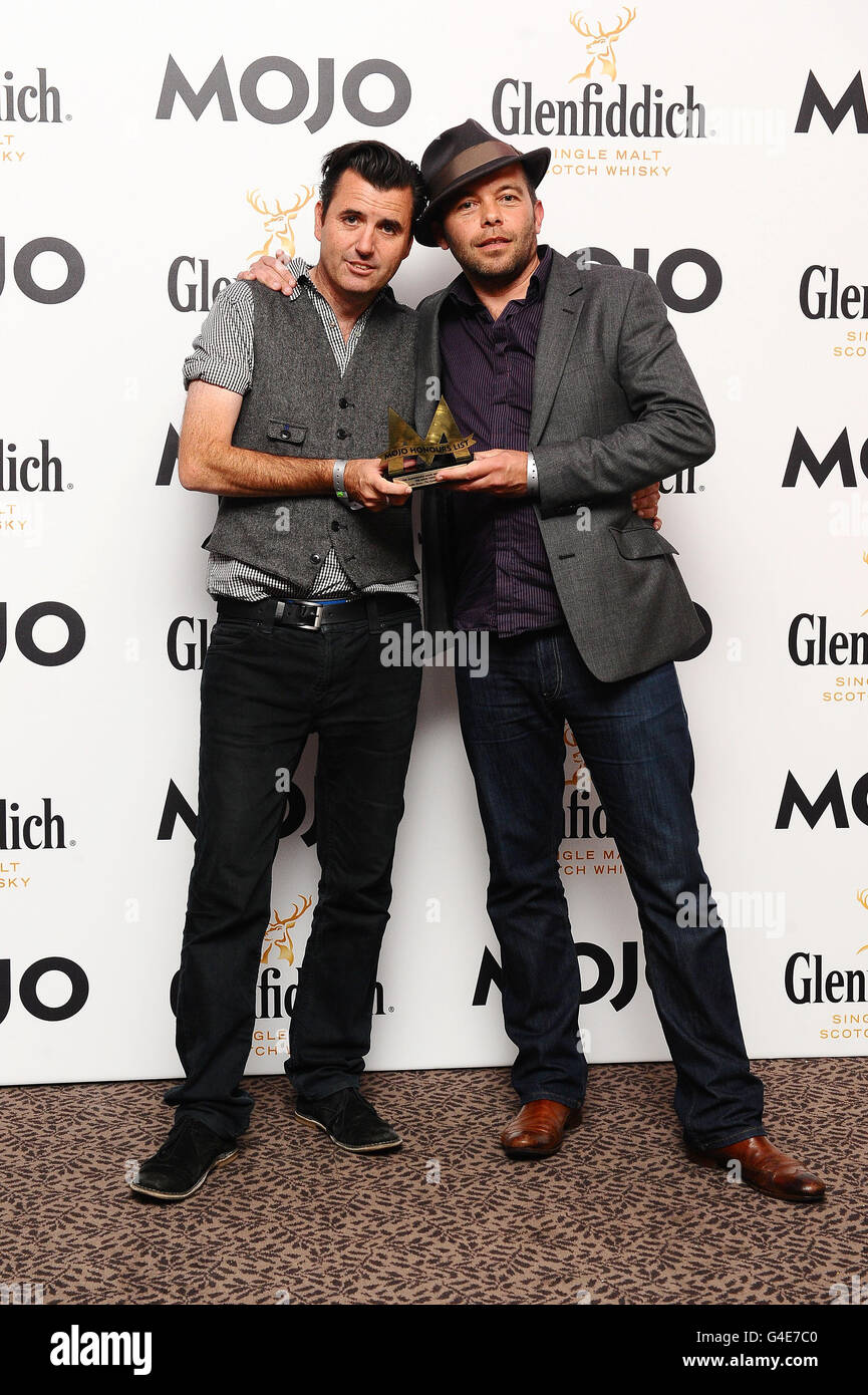 Danny O'Connor (links) und Mark Gardiner von Upside Down gewinnen den ...