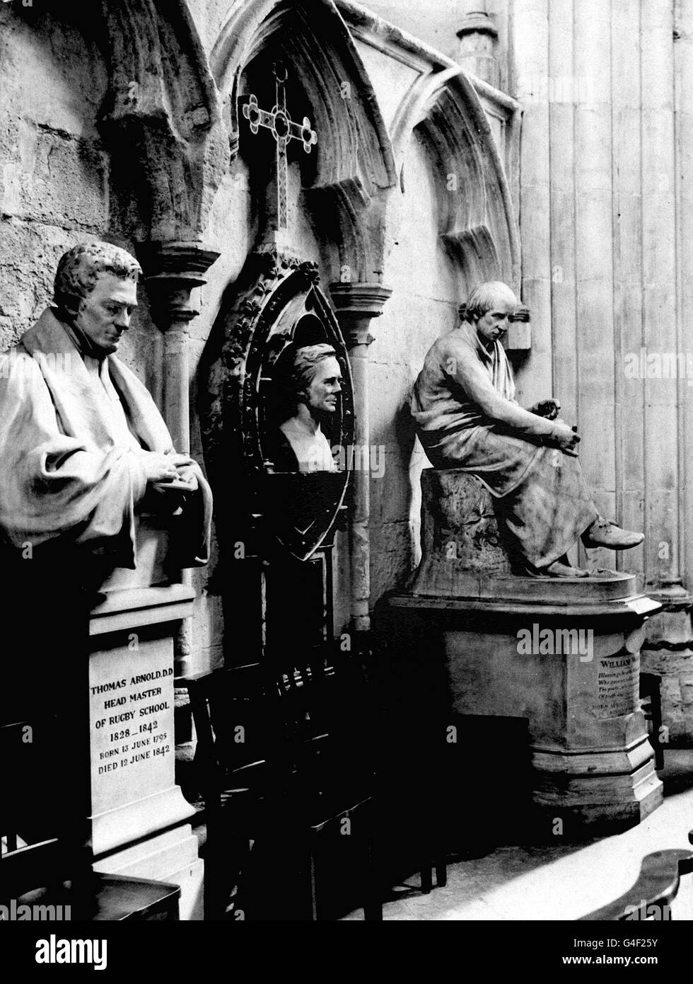 Pa nachrichten foto dichter ecke in westminster abbey -Fotos und -Bildmaterial in hoher ...