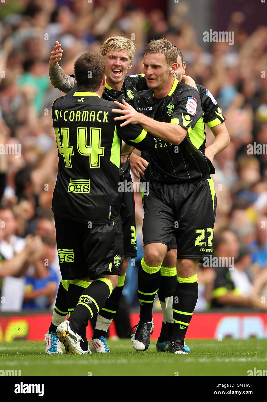 Ross McCormack von Leeds United feiert das Tor seiner Seiten zum ...