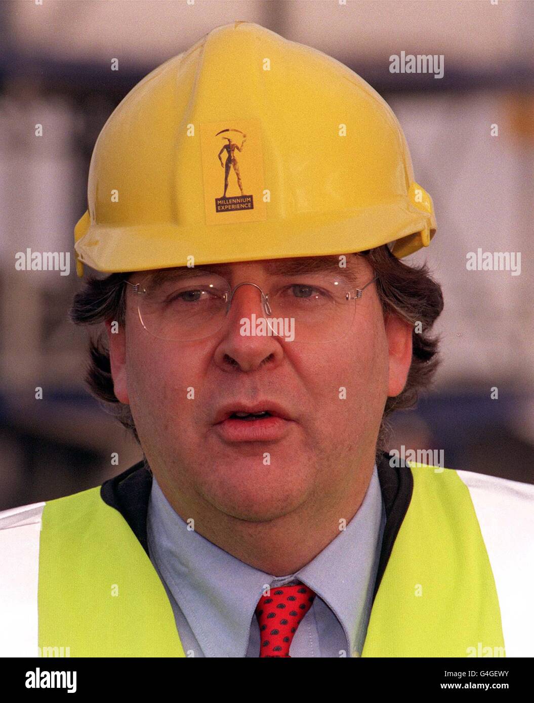 Millennium dome lord falkner -Fotos und -Bildmaterial in hoher ...