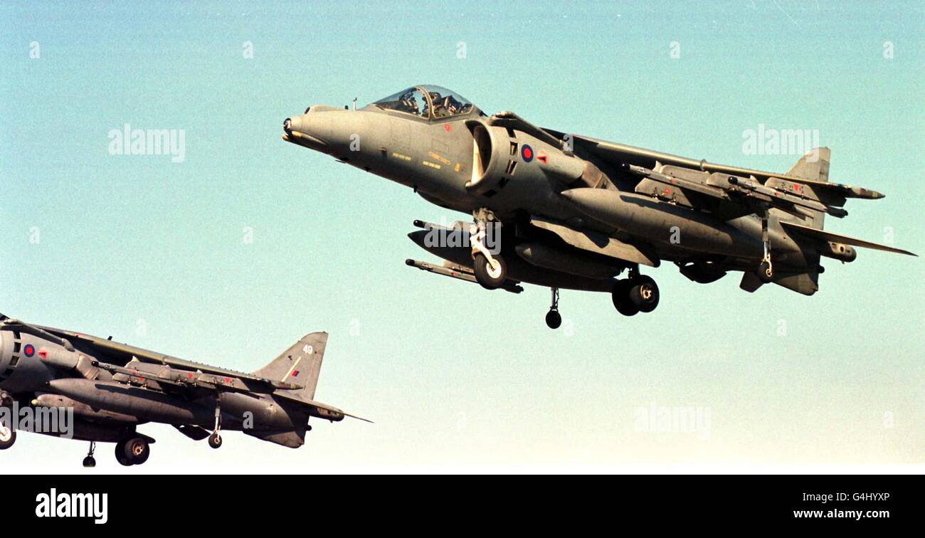 Andy weekes pool -Fotos und -Bildmaterial in hoher Auflösung – Alamy