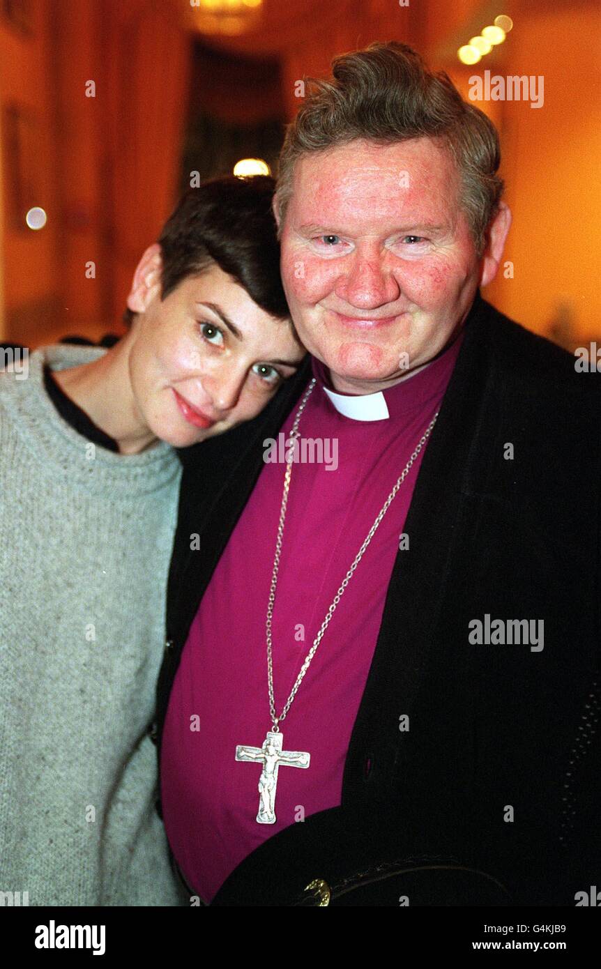 Sinead oconnor religion -Fotos und -Bildmaterial in hoher Auflösung – Alamy Sinead oconnor religion -Fotos und -Bildmaterial in hoher Auflösung – Alamy