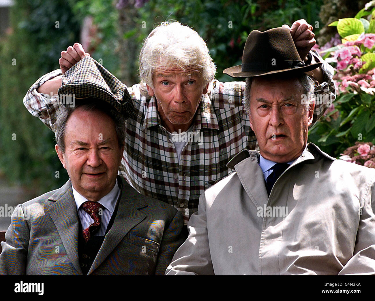 Tom Owen (Mitte), Schauspieler Sohn von Bill Owen, der die Rolle von ...