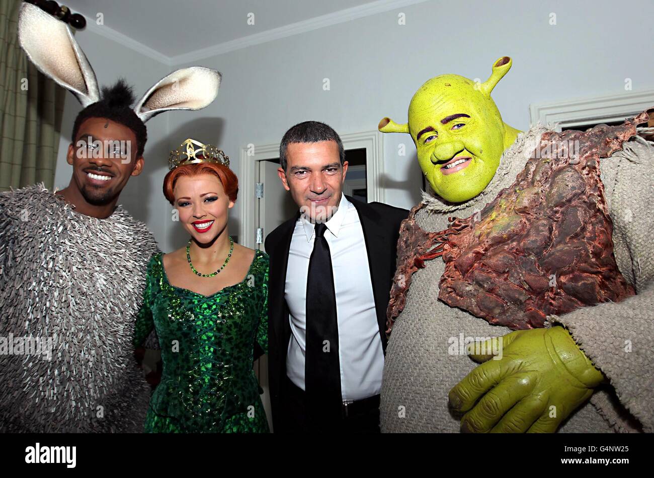 Princess fiona shrek -Fotos und -Bildmaterial in hoher Auflösung – Alamy