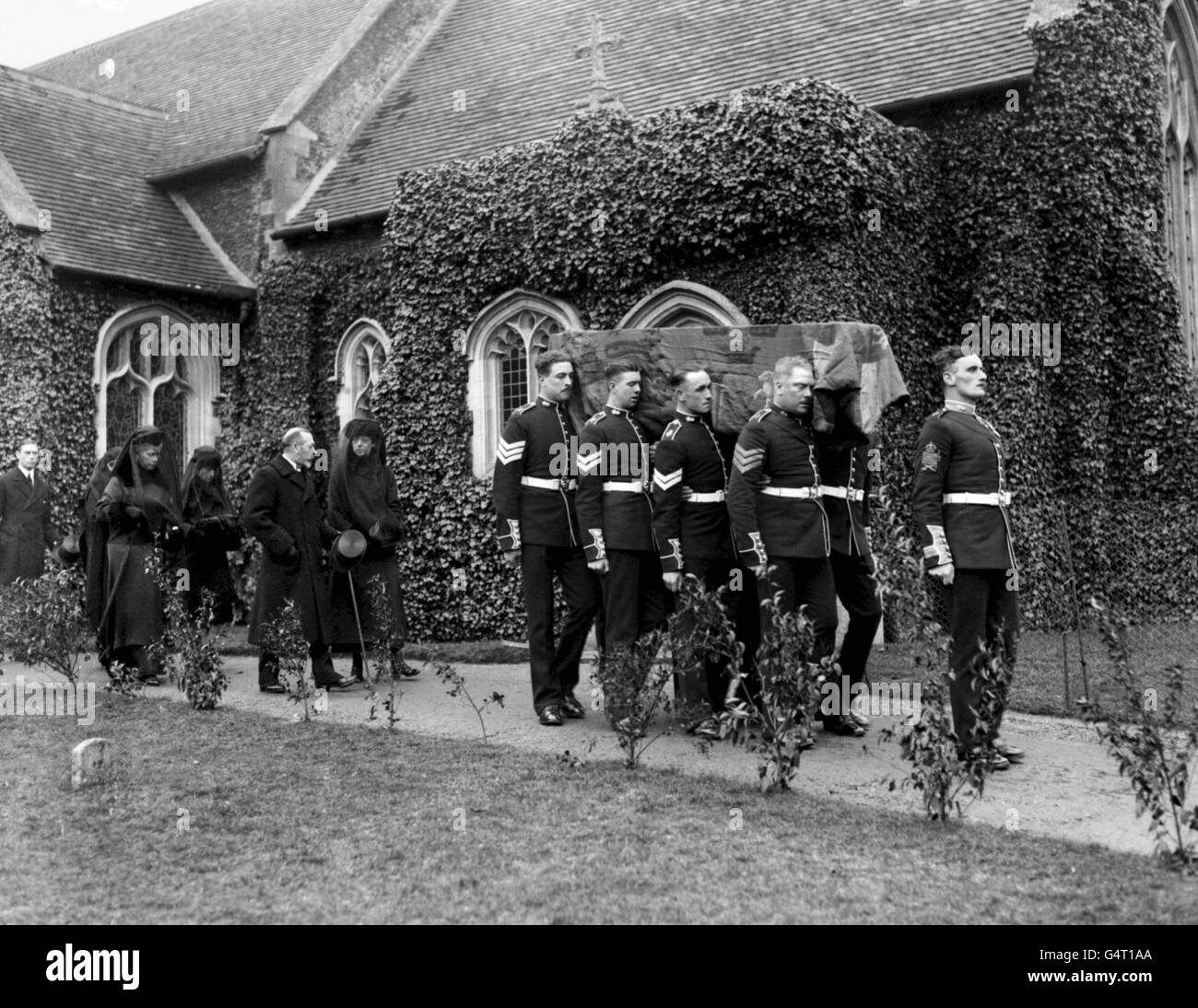 Königin Mary, König George V, Prinzessin Victoria und andere Mitglieder ...