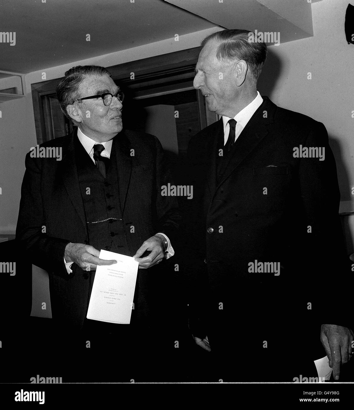 Lord devlin -Fotos und -Bildmaterial in hoher Auflösung – Alamy