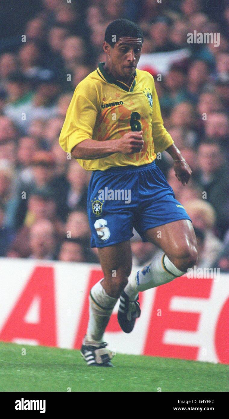Umbro roberto carlos store