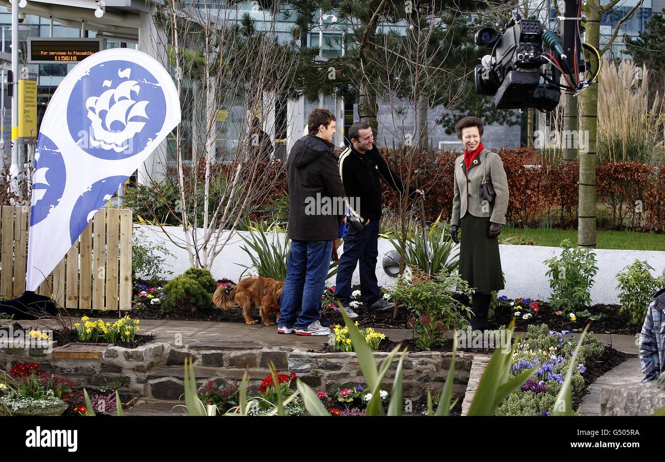 Barney harwood links -Fotos und -Bildmaterial in hoher Auflösung – Alamy