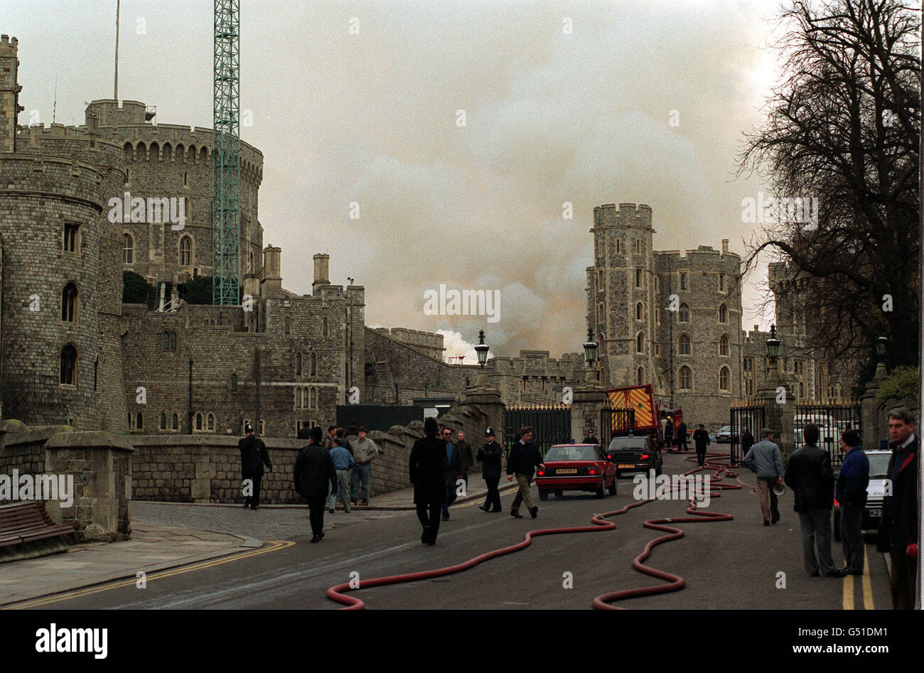 Windsor castle feuer -Fotos und -Bildmaterial in hoher Auflösung ...