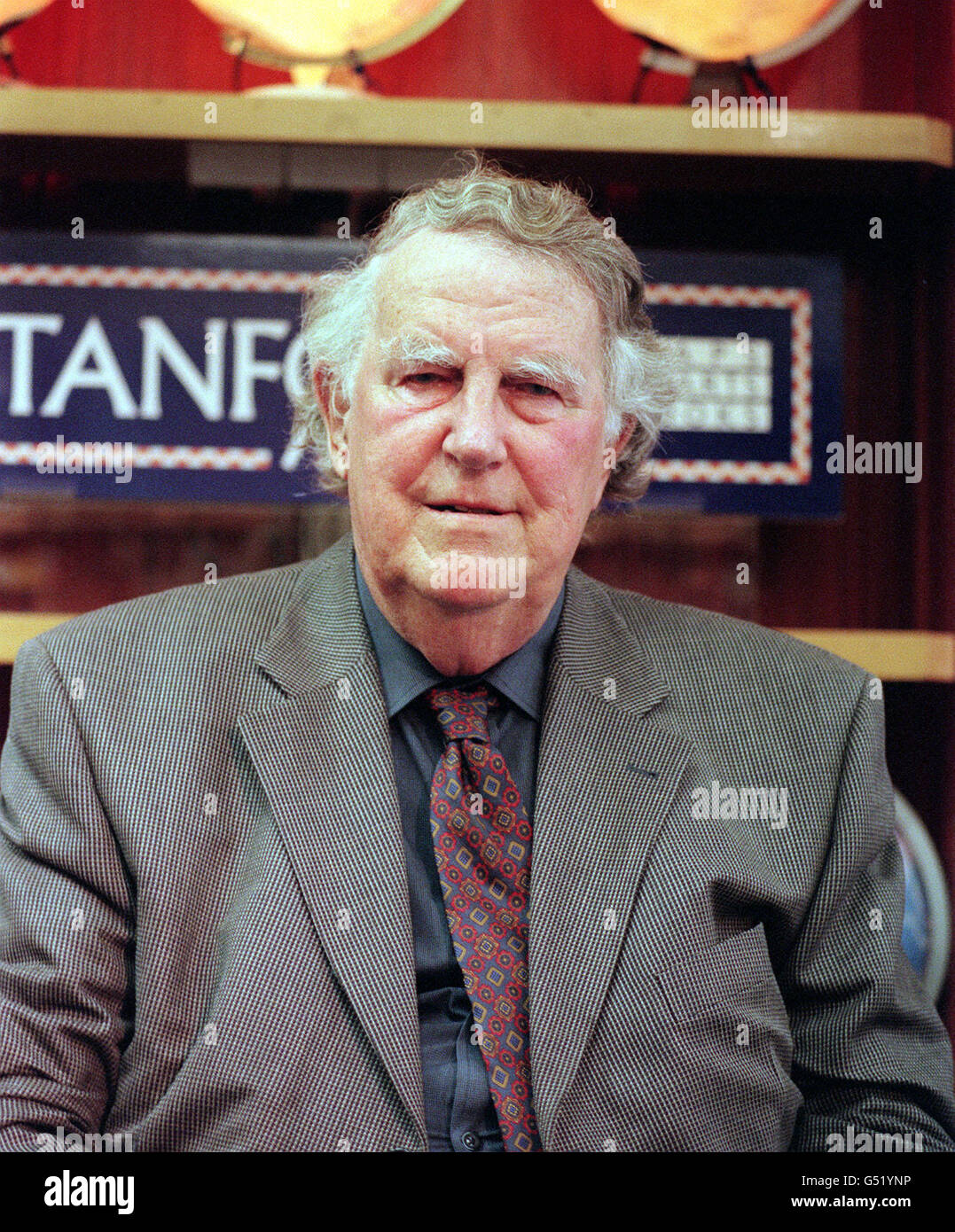 Der erste mann, der mount everest erobert -Fotos und -Bildmaterial in ...