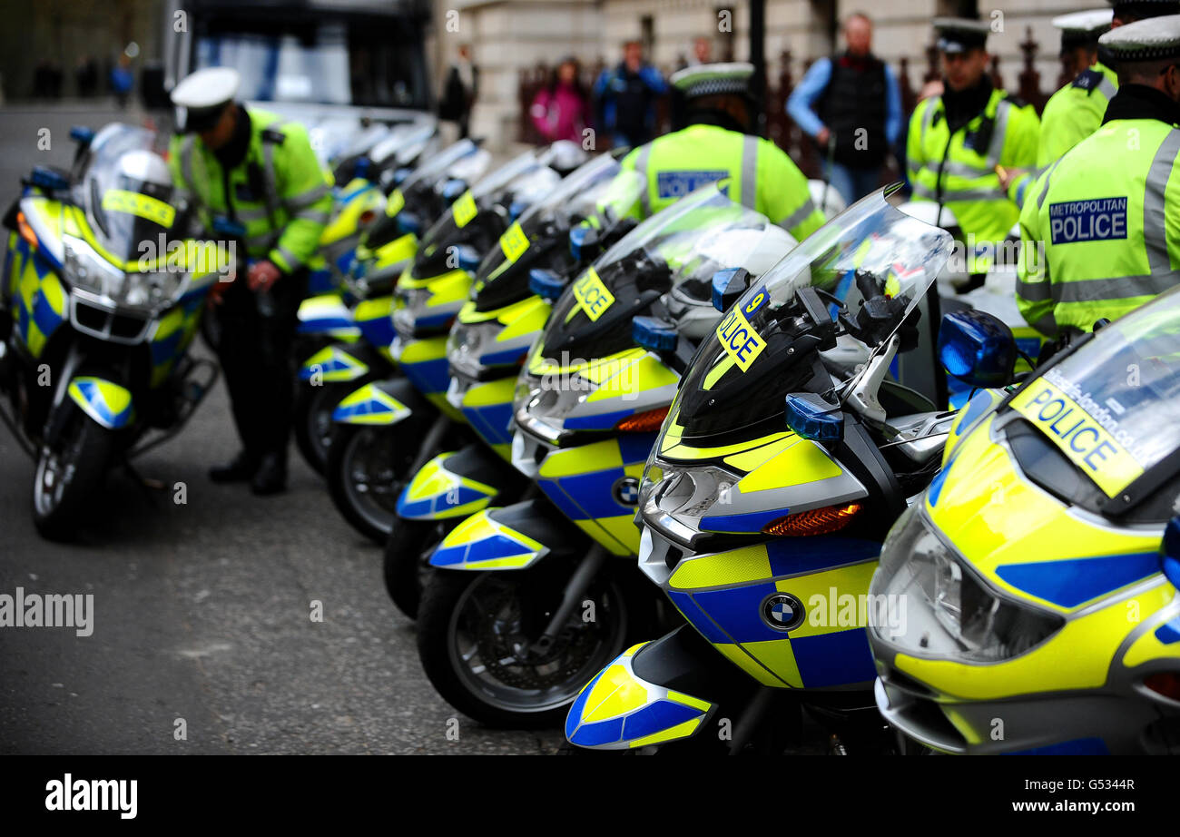 Police motorbikes -Fotos und -Bildmaterial in hoher Auflösung – Alamy