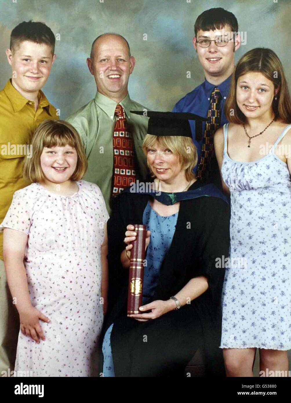 Die Polizei gab ein Bild der Familie Mochrie heraus. Oben links; Luke ...