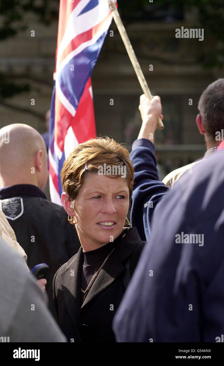 Wife of loyalist paramilitary boss johnny adair -Fotos und ...